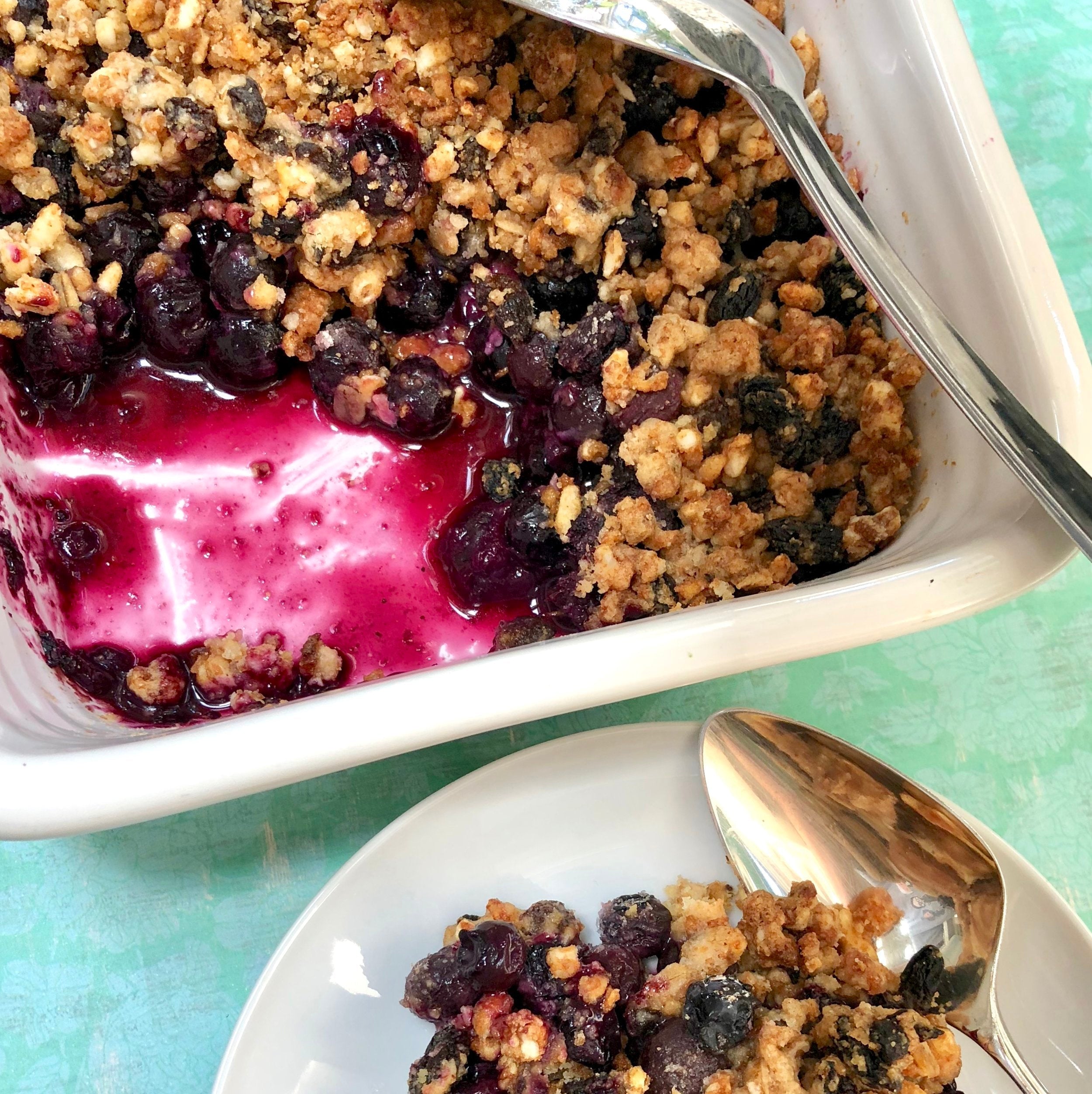 Granola Blueberry Crisp Recipe | Pasolivo | California Olive Oil